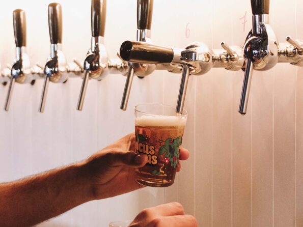 Hocus Pocus abre novo bar com experiência cervejeira em SP