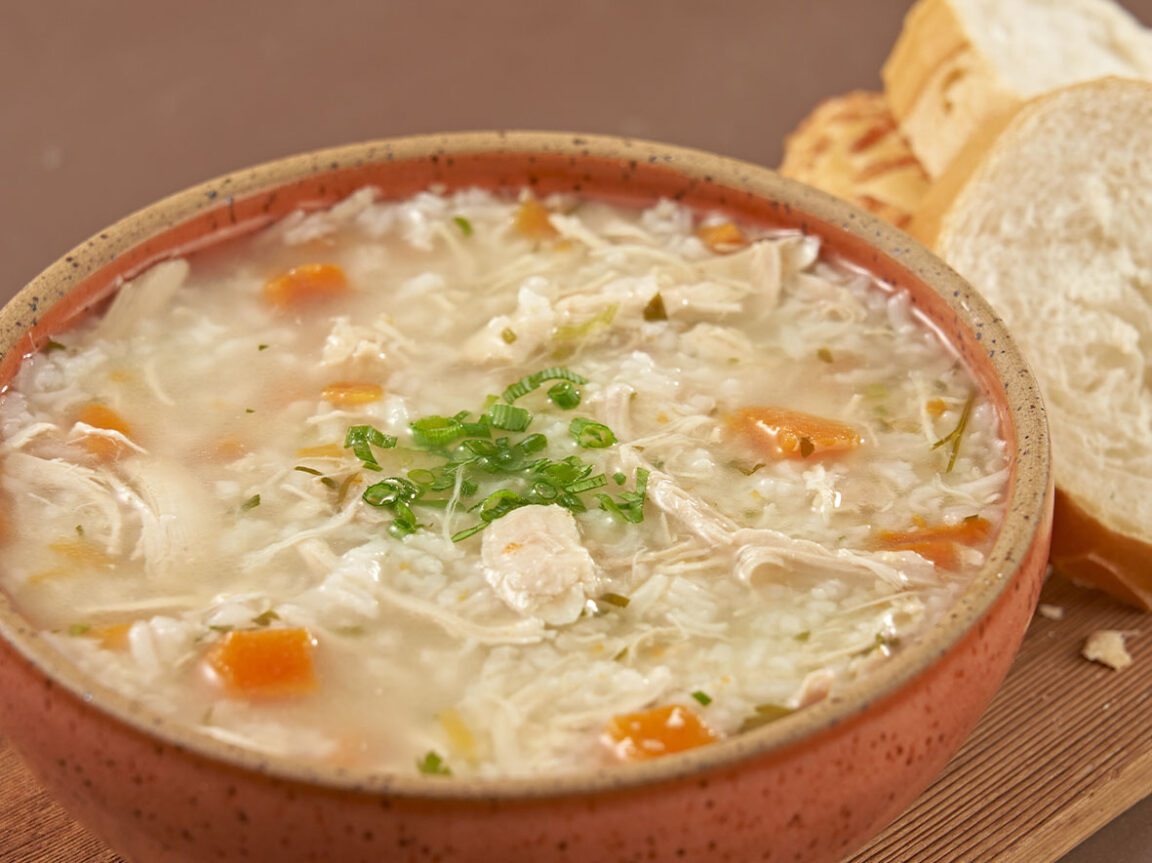 Padaria Brasileira apresenta o buffet de sopas e caldos