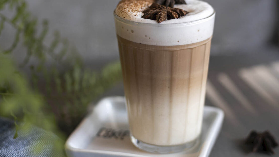 Cão Veio tem milkshake com Jack Daniels