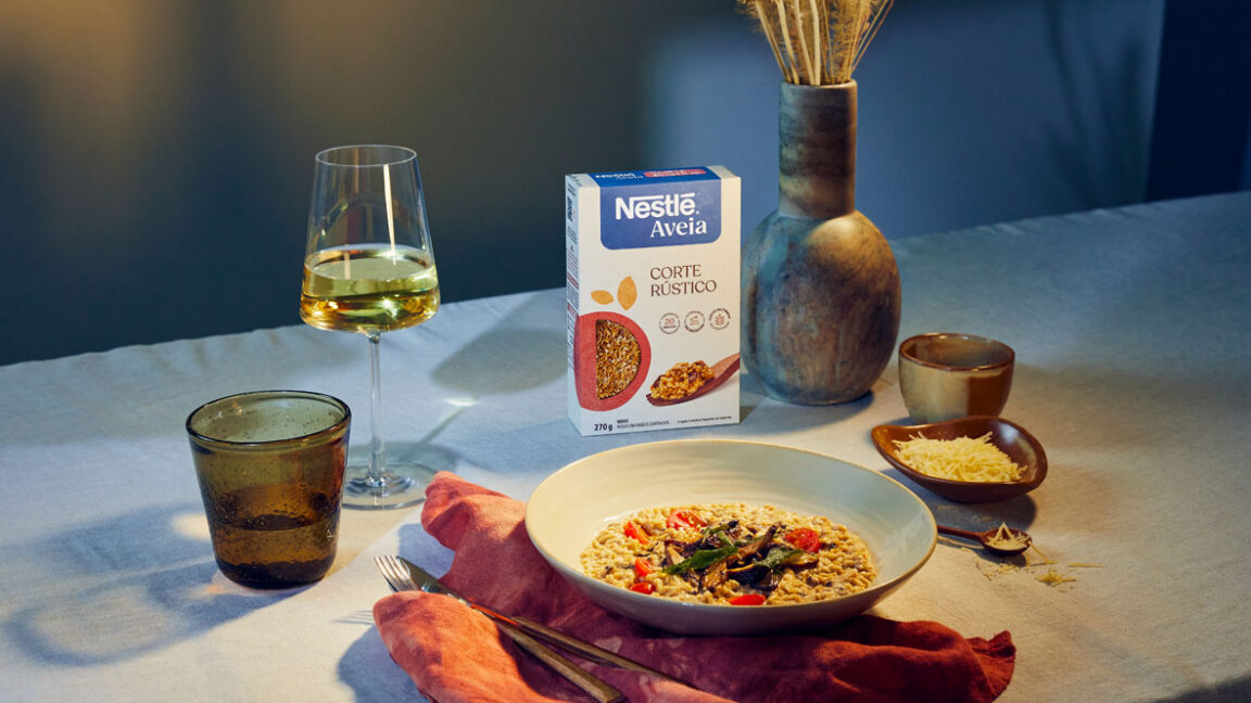 Conheça o Nestlé Choco Biscuit