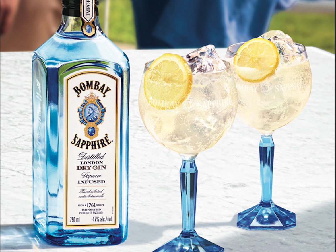 Conheça a ação "Stir Your Bartender" da Bombay Sapphire