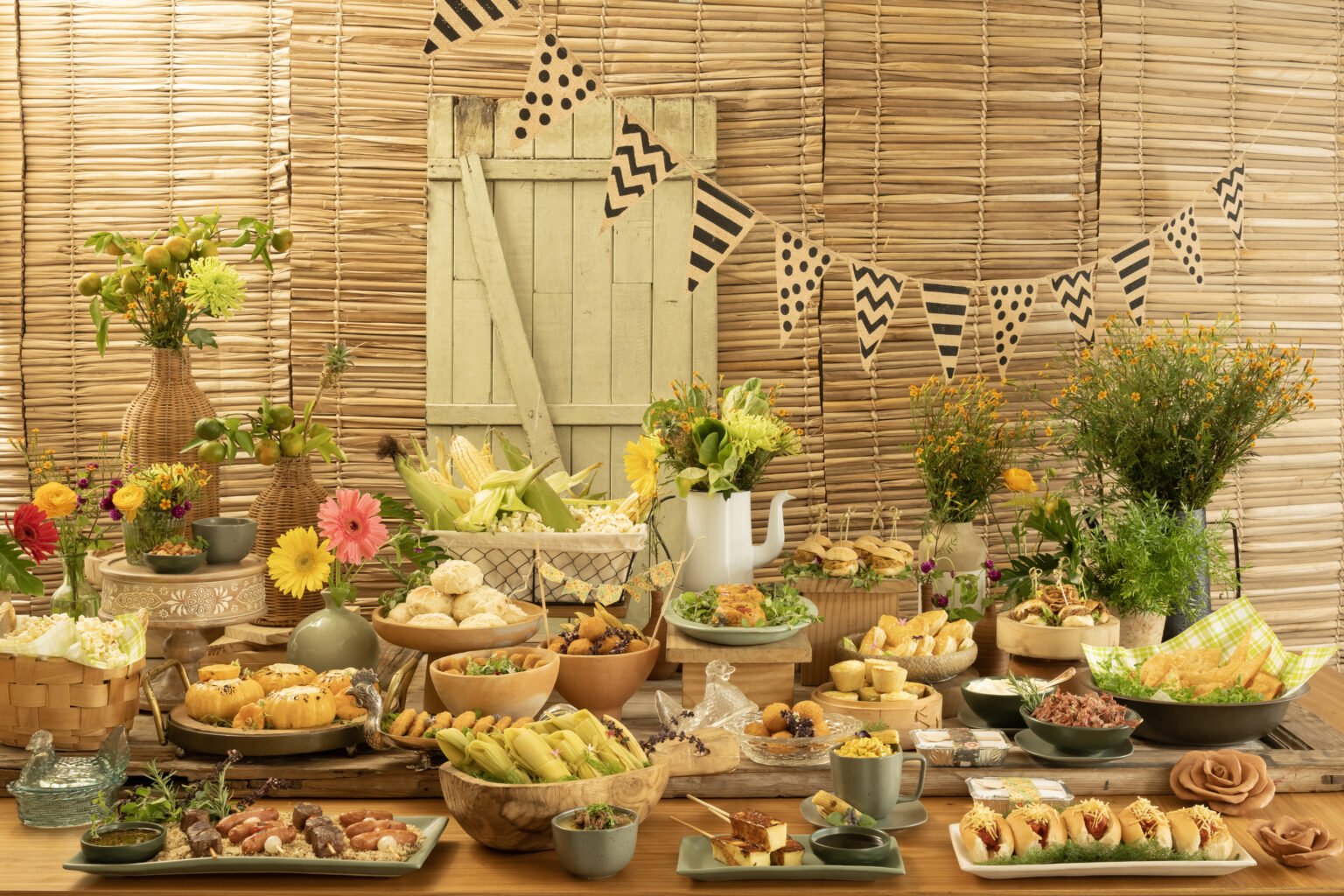 As festas juninas chegaram na Ghee Banqueteria