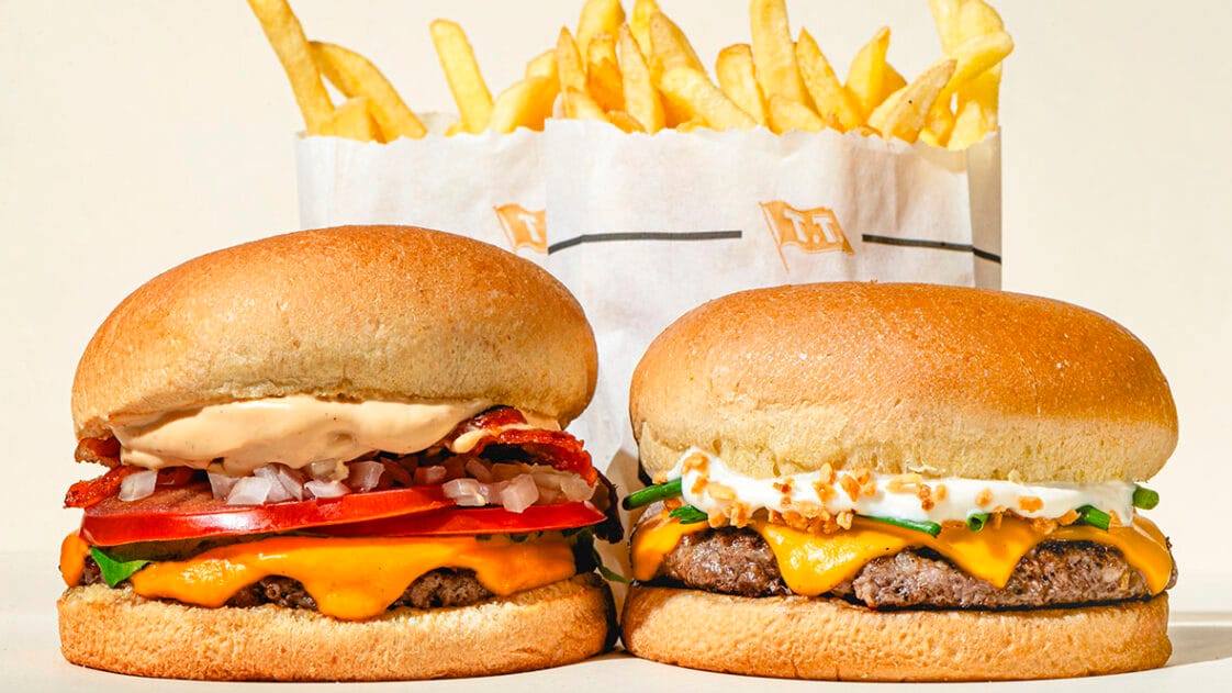 Burger King faz promoção de Whopper em dobro