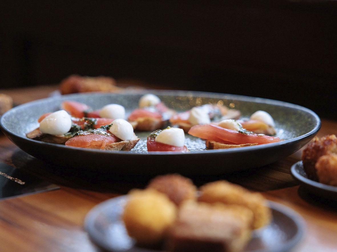 Chef Marcelo Giachini apresenta menu ibérico autoral no Imma