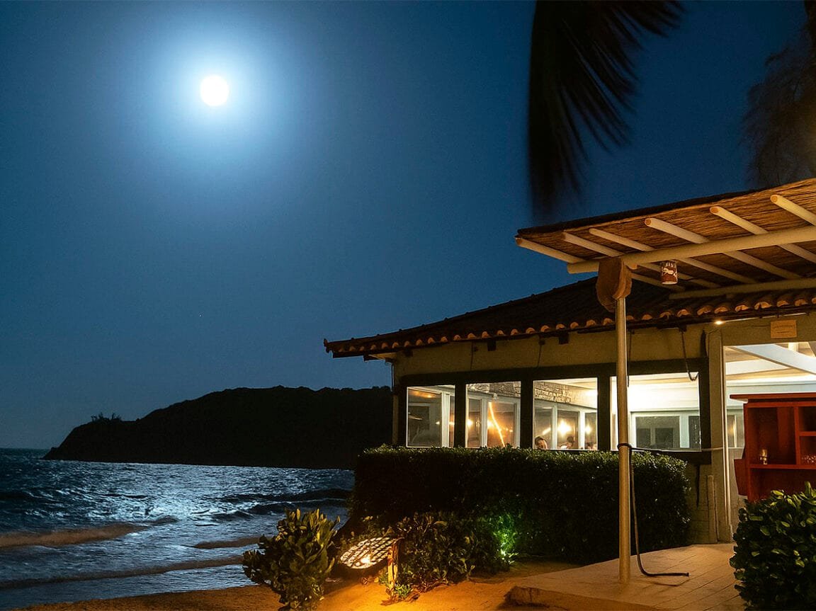 Rocka celebra a Lua Cheia com menu em seis tempos na Praia Brava